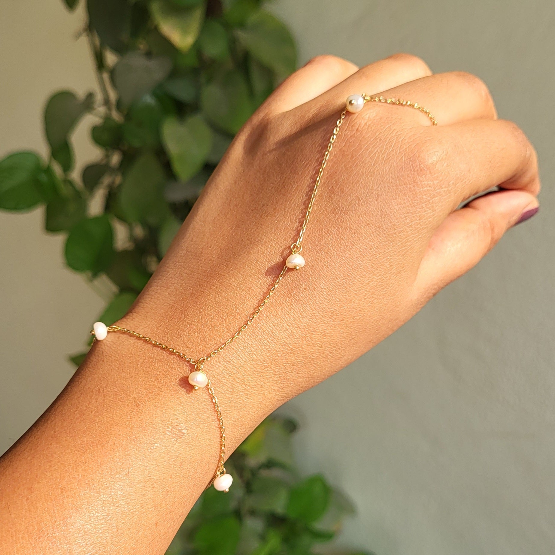 Pearl handchain – pra_jewels